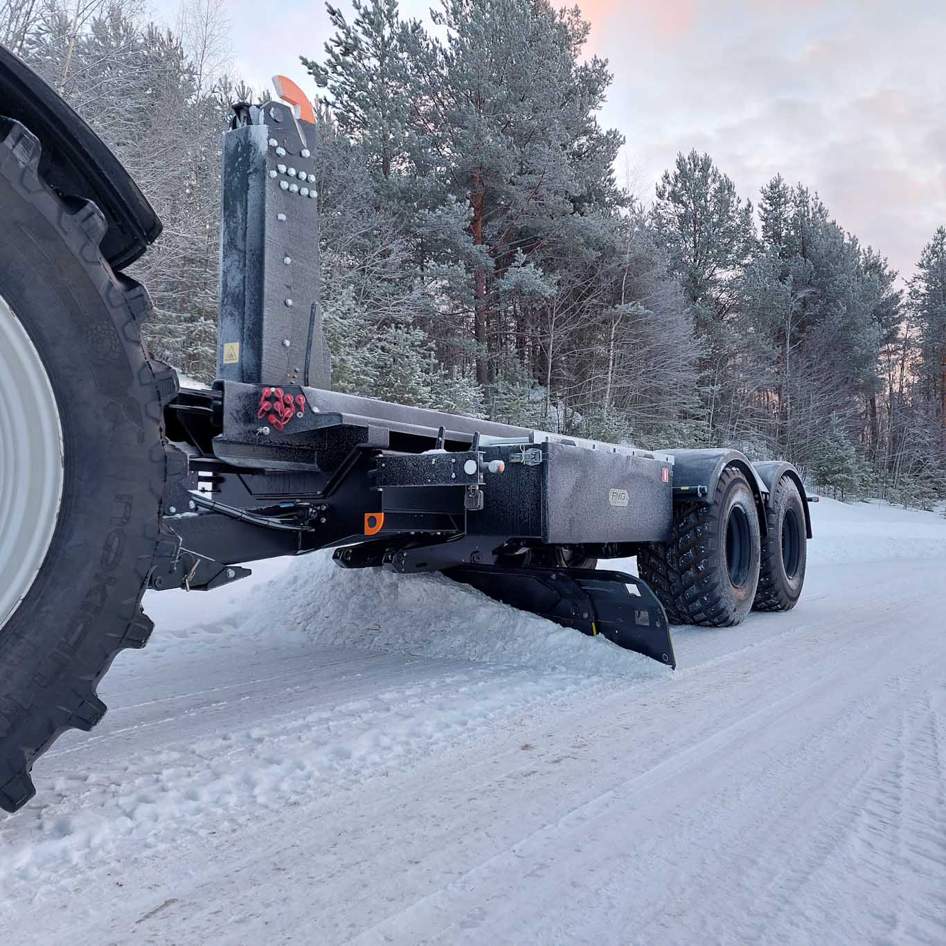 Tractor Graders - Farm Machinery Group